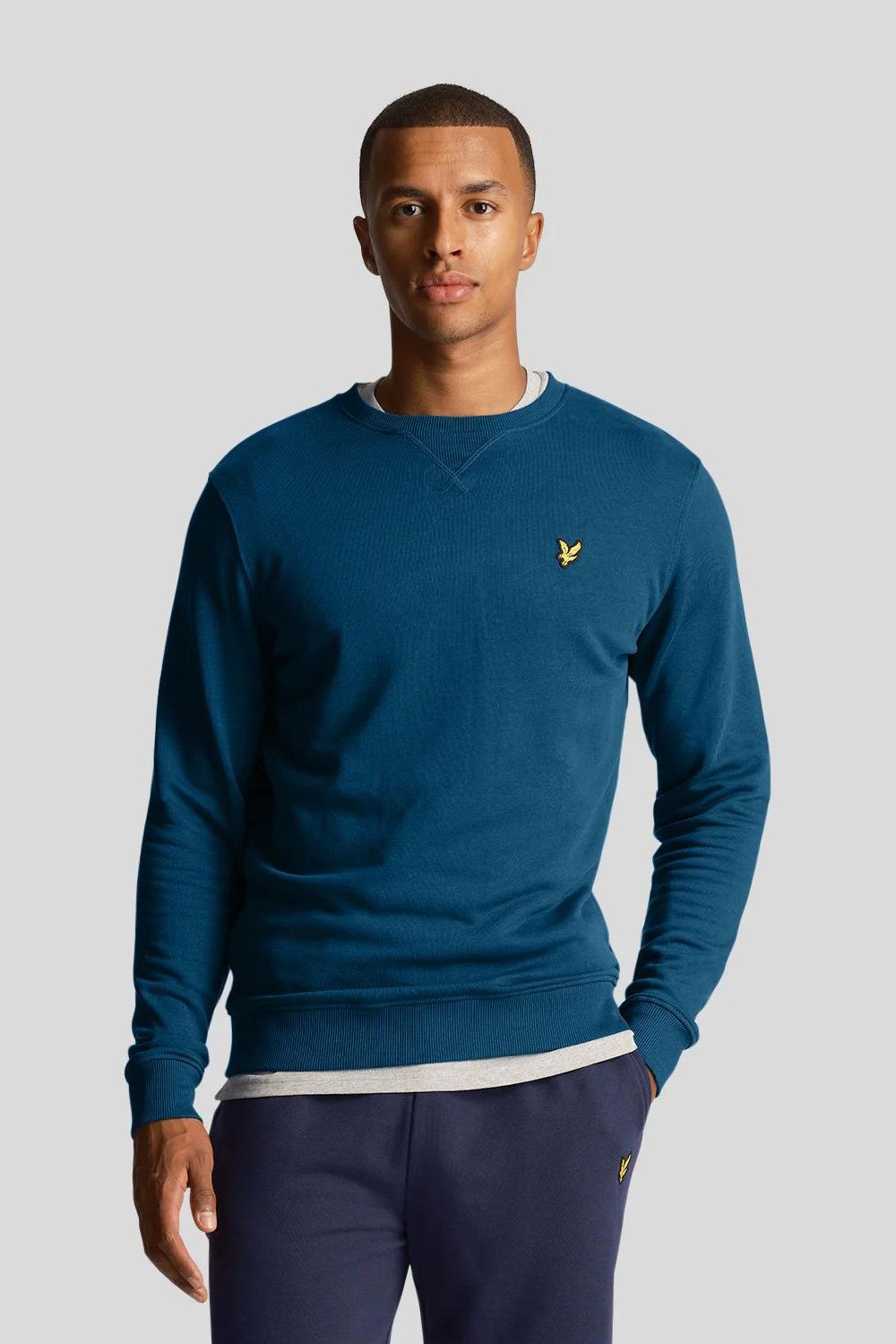 Lyle & Scott Essential Sweatshirt - Hyper Shops